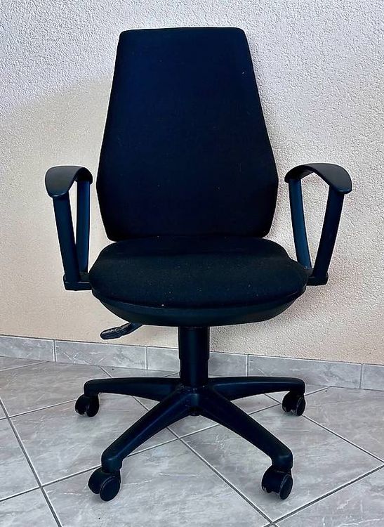 Chaise de bureau (Gebraucht) in Réchy für CHF 25 – nur Abholung auf Ricardo kaufen