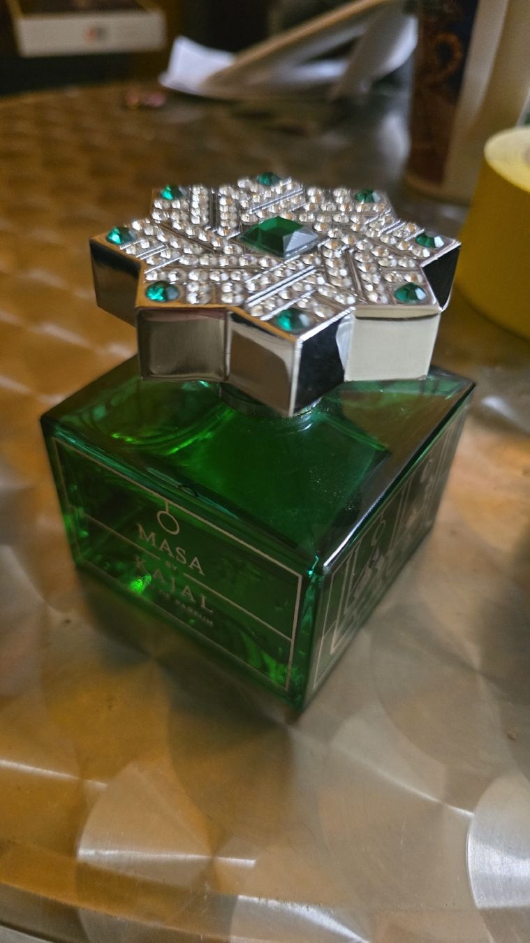 Kajal Masa EdP 100ml - Einzigartiger Duft. (Gebraucht) in Utzigen für ...