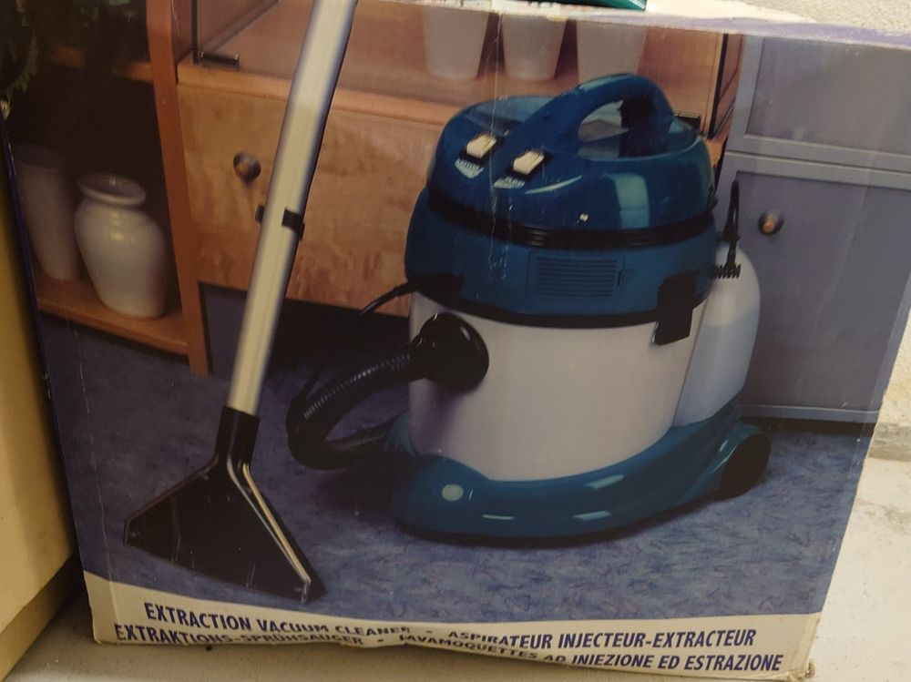 Albatros wet & dry vacuum cleaner extra 2000 (Gebraucht) in Wald ZH für ...