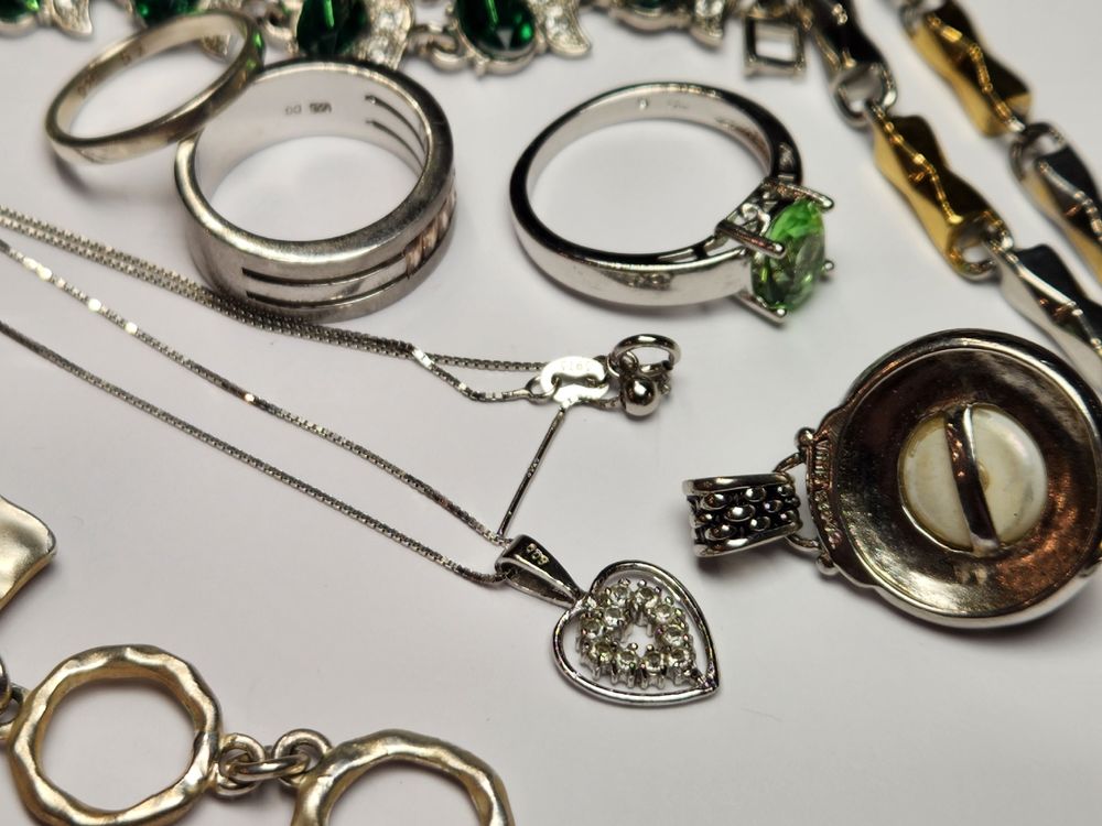 Schmuck Konvolut: Ringe, Armbänder, Anhänger teils Silber (Gebraucht ...