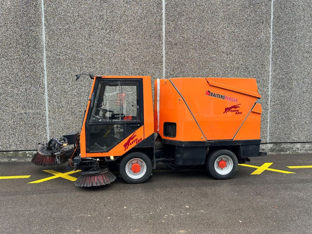Kehrsaugmaschine Rolba City Cat | Kaufen auf Ricardo