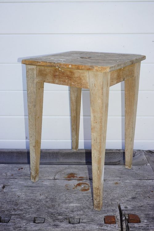 Holz Taburett / Atelier-Taburett (Gebraucht) in Hersiwil für CHF 29 – nur Abholung auf Ricardo ...