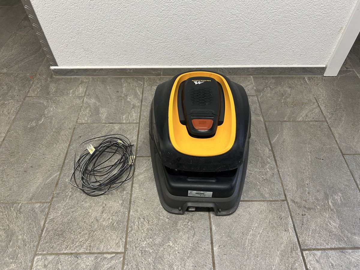 Mähroboter McCulloch Rob R1000 (Defekt) in Uttigen für CHF 50 – nur ...