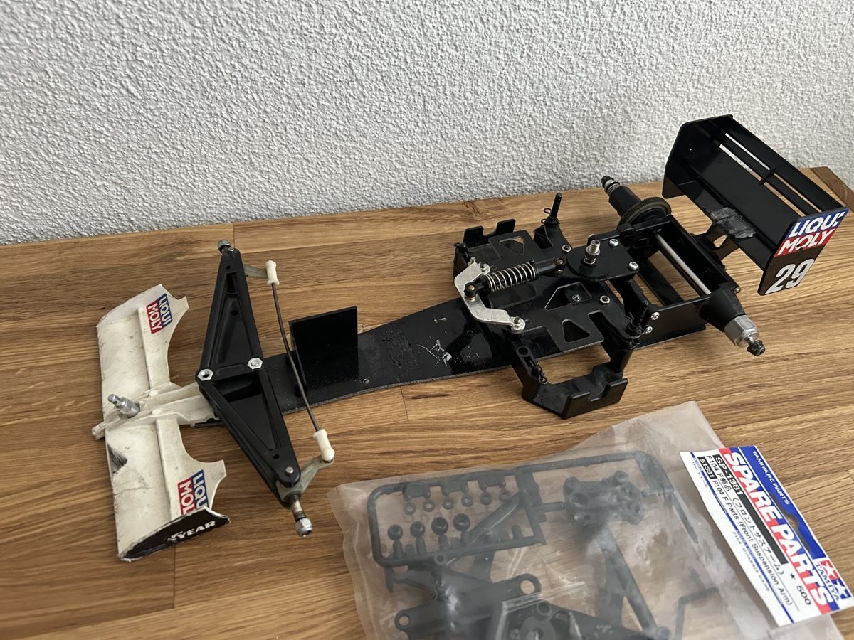 Tamiya F103 chassis Sauber F1 rc (Gebraucht) in Kestenholz für CHF 81 ...