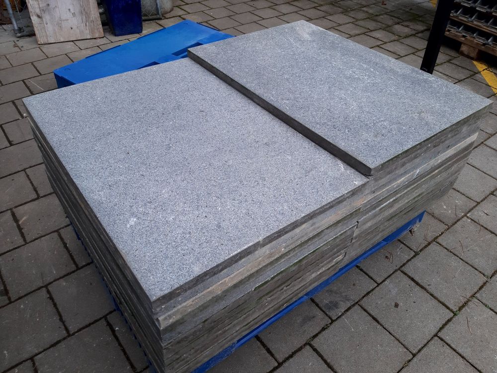 13m2 Granitplatten rau 90x60x3cm Gartenplatten Naturstein | Kaufen auf Ricardo