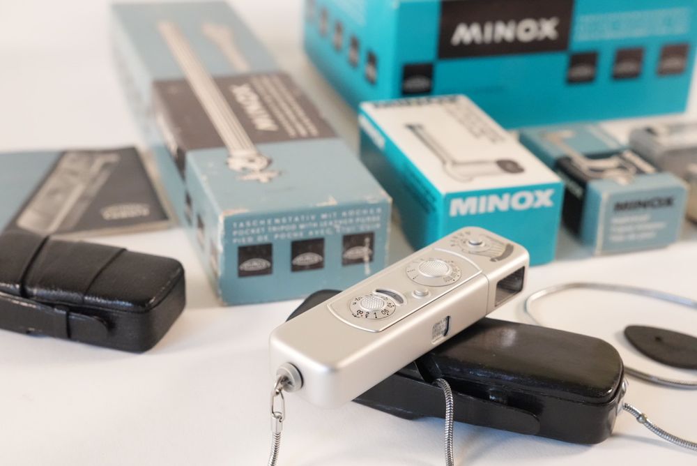 Minox B Komplet mit sehr viel Zubehör, Top Zustand (Gebraucht) in ...