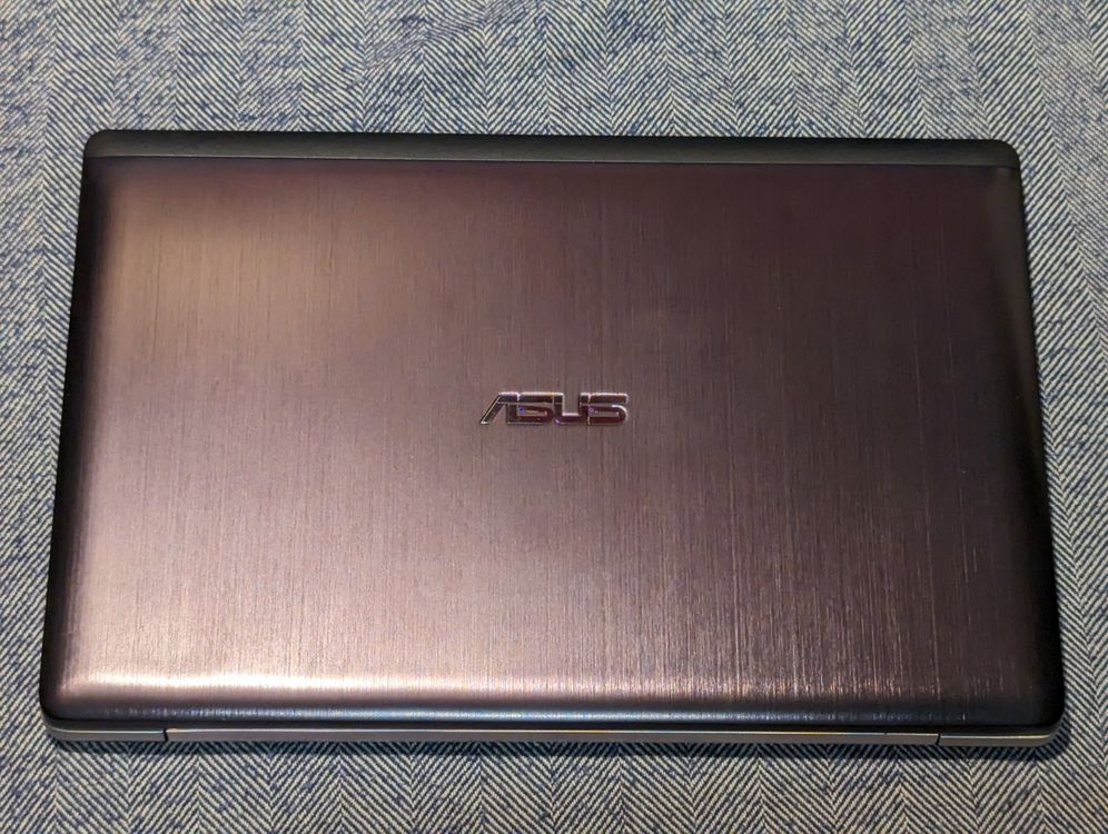 Asus VivoBook F202E-CT028H (Defekt) in Icogne für CHF 22 – mit ...