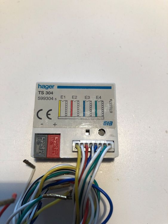 4 mal - KNX Hager TS 304 Tastereingang | Acheter sur Ricardo