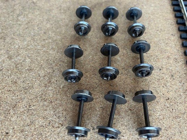 9xRoco Achsen/Radsatz H0, GS, 9x24,75mm Art. Nr. 40194 (Gebraucht) in ...