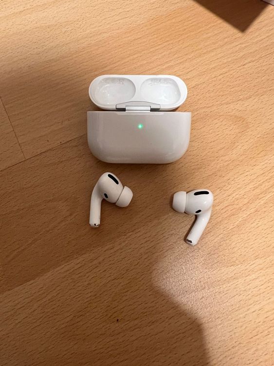 Apple Air Pods Pro (Gebraucht) in Toffen für CHF 152 – mit Lieferung ...