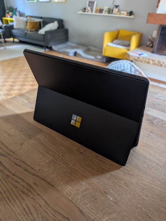 Microsoft Surface Pro 9 — i5 / 16 Go / 256 Go + Clavier (Gebraucht) in ...