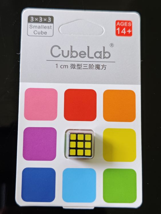 mini Rubik cube (Neu und originalverpackt) in Cortaillod für CHF 9 ...