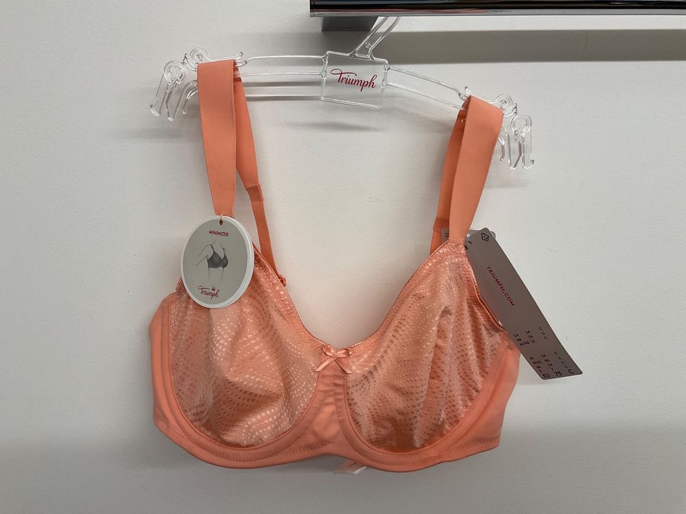 Triumph BH Essential Minimizer 75C Aprikot (Neu und originalverpackt) in Zürich für CHF 35 – mit ...