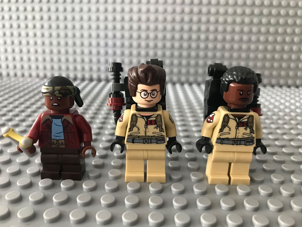 Lego Minifigures stranger things & ghostbusters | Kaufen auf Ricardo