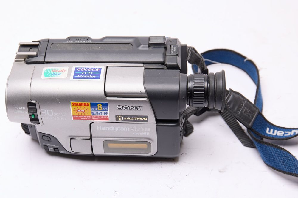 Sony Handycam Vision Hi8 CCD Kamera mit Tasche | Kaufen auf Ricardo