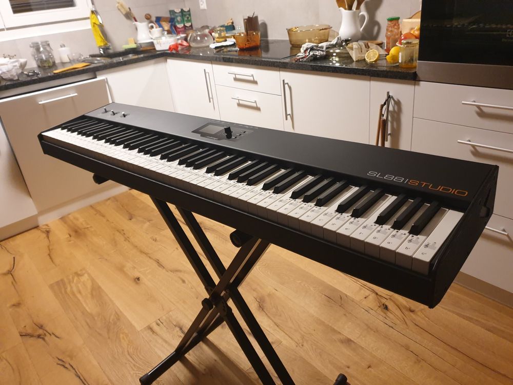Studiologic SL88 Studio 88 Tasten Controller Keyboard +Case (Gebraucht ...