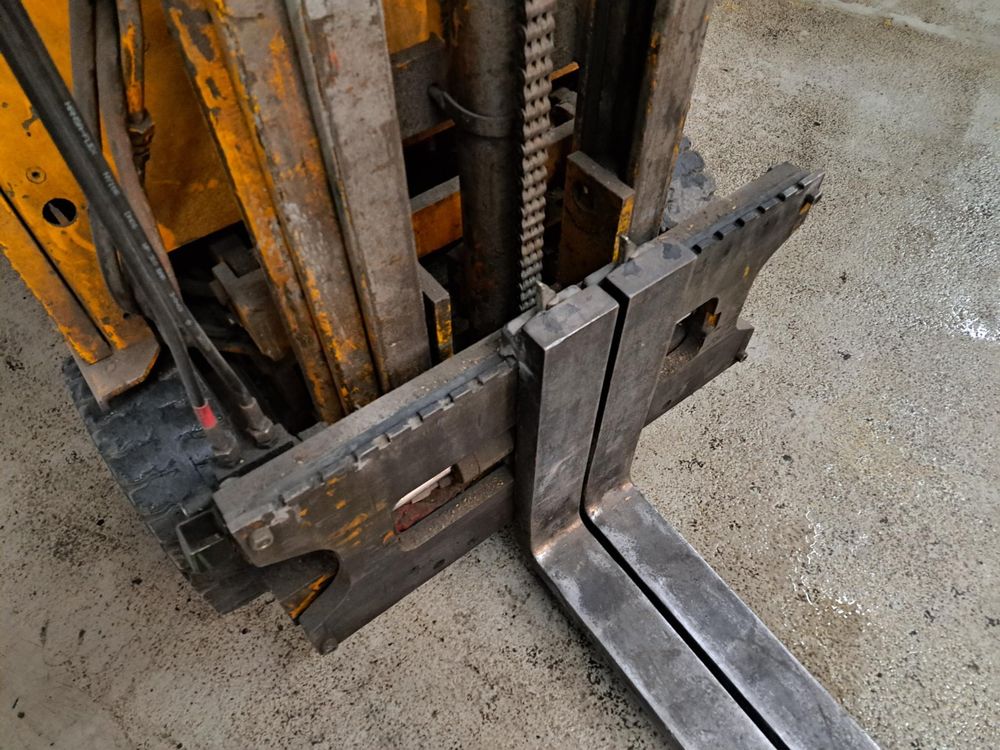 Gabelstapler Cesab Elektro (Gebraucht) in Oey für CHF 911 – nur Abholung auf Ricardo kaufen