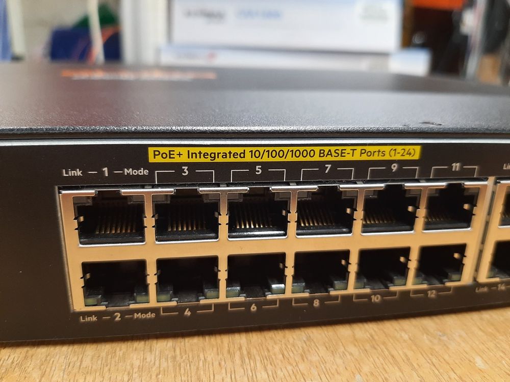 switch Aruba 2530-24G POE J9773A (Gebraucht) in Attalens für CHF 230 ...