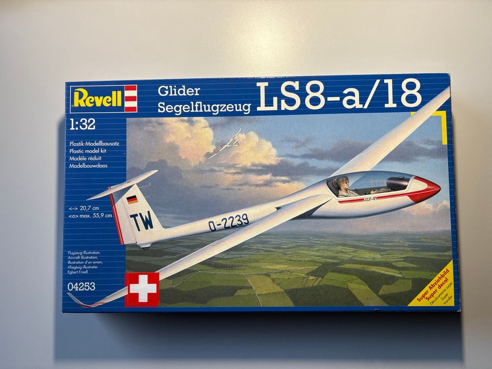 Planeur LS8 – a/18 Revell (Neuf avec emballage d'origine) à Cortaillod ...
