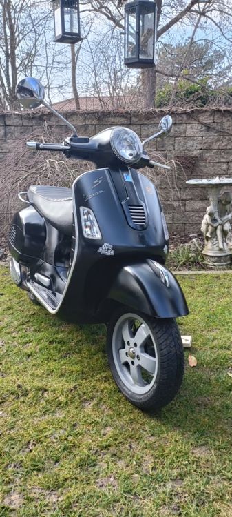Piaggio Vespa GTS Super 300 (Gebraucht) in Arni AG für CHF 800 – nur Abholung auf Ricardo kaufen