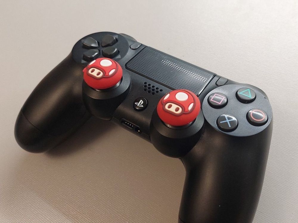 Mario PS4/PS5 Controller R3/L3 Covers | Kaufen auf Ricardo