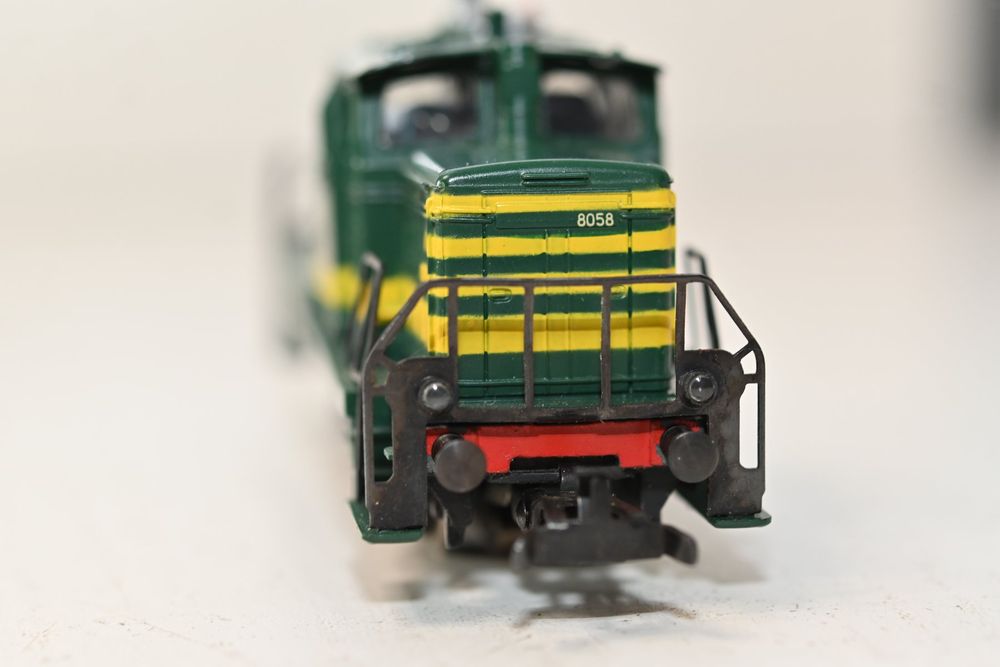 Diesellok Serie 80 Märklin 3149 HO/AC , läuft nur vorwärts (Defekt) in ...