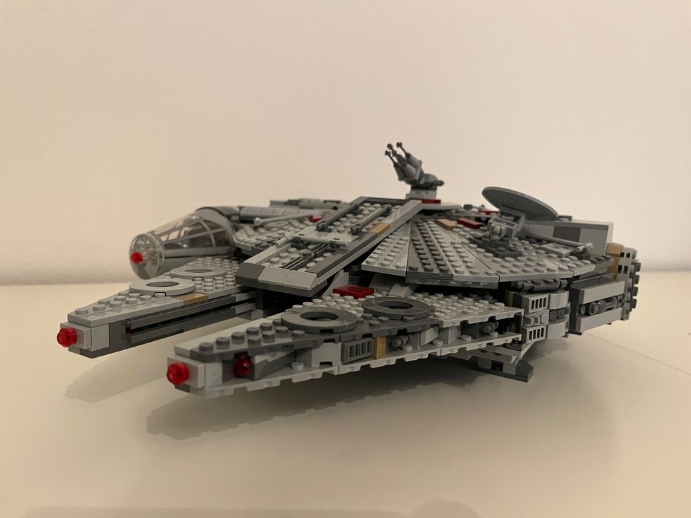 LEGO Millennium Falcon STAR WARS 75257 | Kaufen auf Ricardo