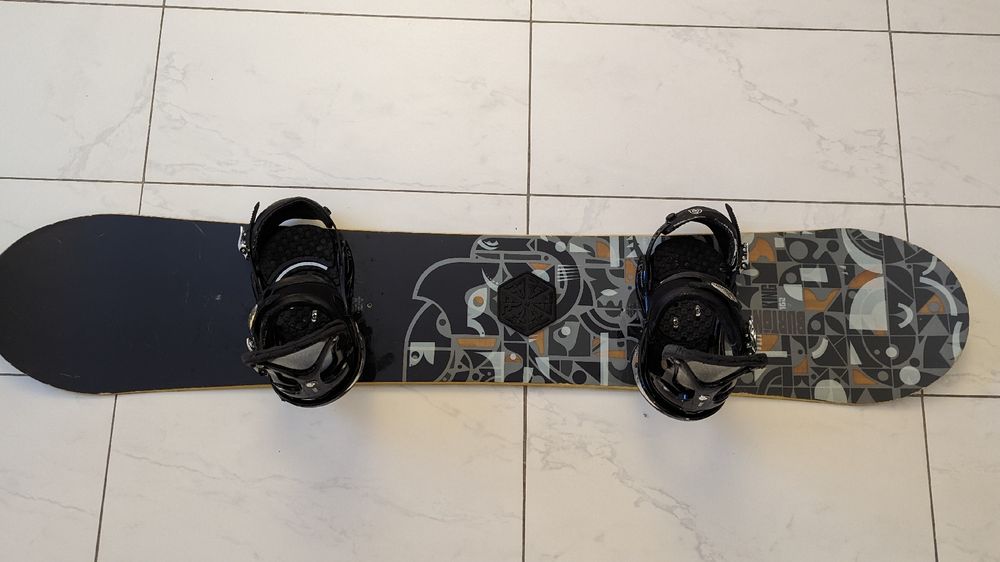 Burton King Snowboard 2007 (Gebraucht) in Remetschwil für CHF 20 – nur ...