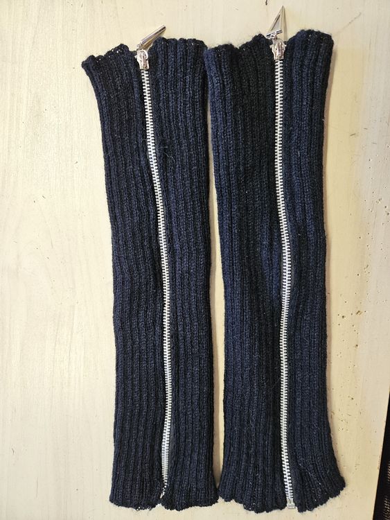 Beinstulpen gestrickt mit Reissverschluss (Neu (gemäss Beschreibung)) in Seewen SZ für CHF 5 ...
