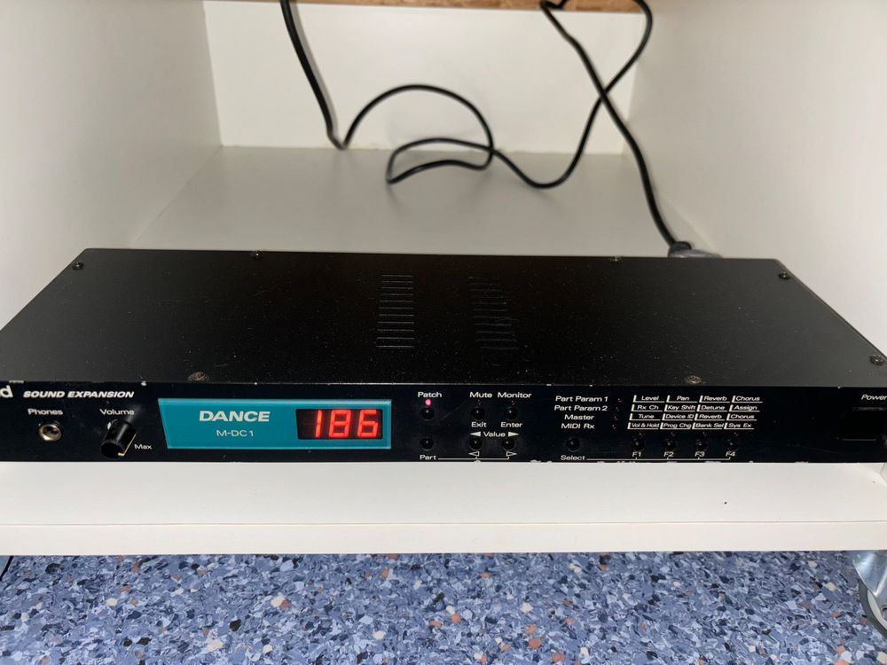 Roland M-DC1 Sound Expansion Synthesizer-Modul "Dance" (Gebraucht) in ...