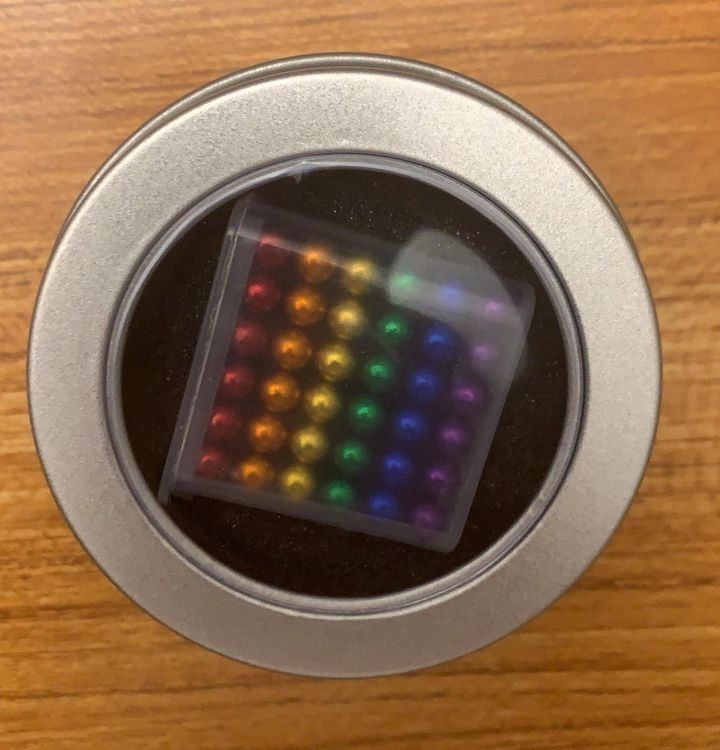 Neodym Magnet Würfel mit 216 Kugeln 5mm (Neu und originalverpackt) in ...