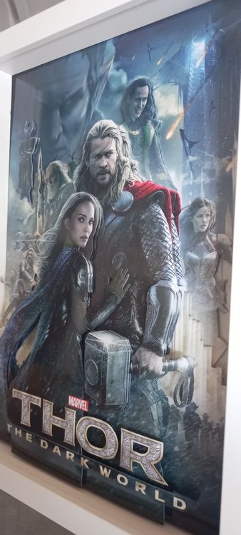 Thor: The Dark World Movie Poster Shadow Box Diorama (Neu (gemäss ...
