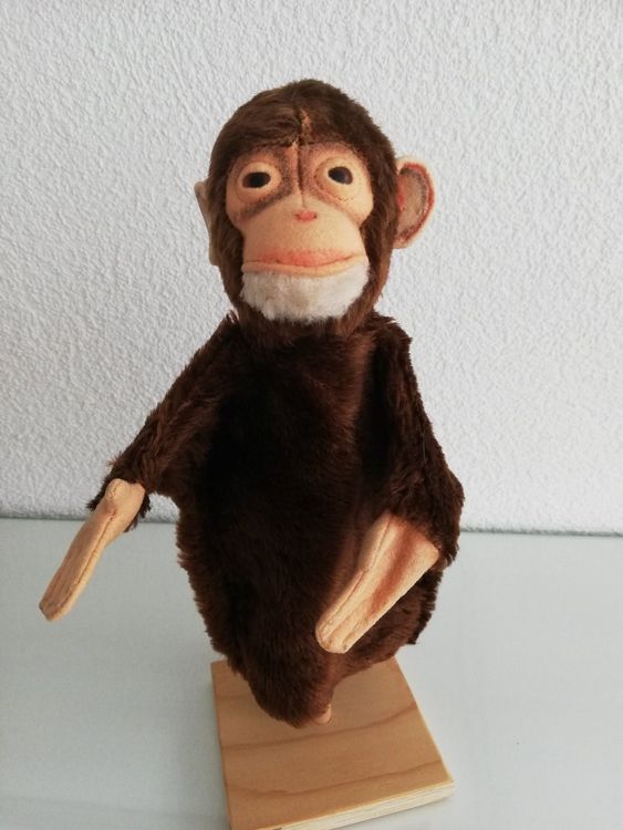 Steiff Handspielpuppe Affee > Porto News > (Gebraucht) in für CHF 9 ...