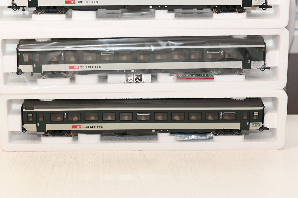SBB Personenwagen Roco HO/DC mit OVP, 3 Stück ,LüP 30,5 cm (Neu (gemäss Beschreibung)) in Laupen ...