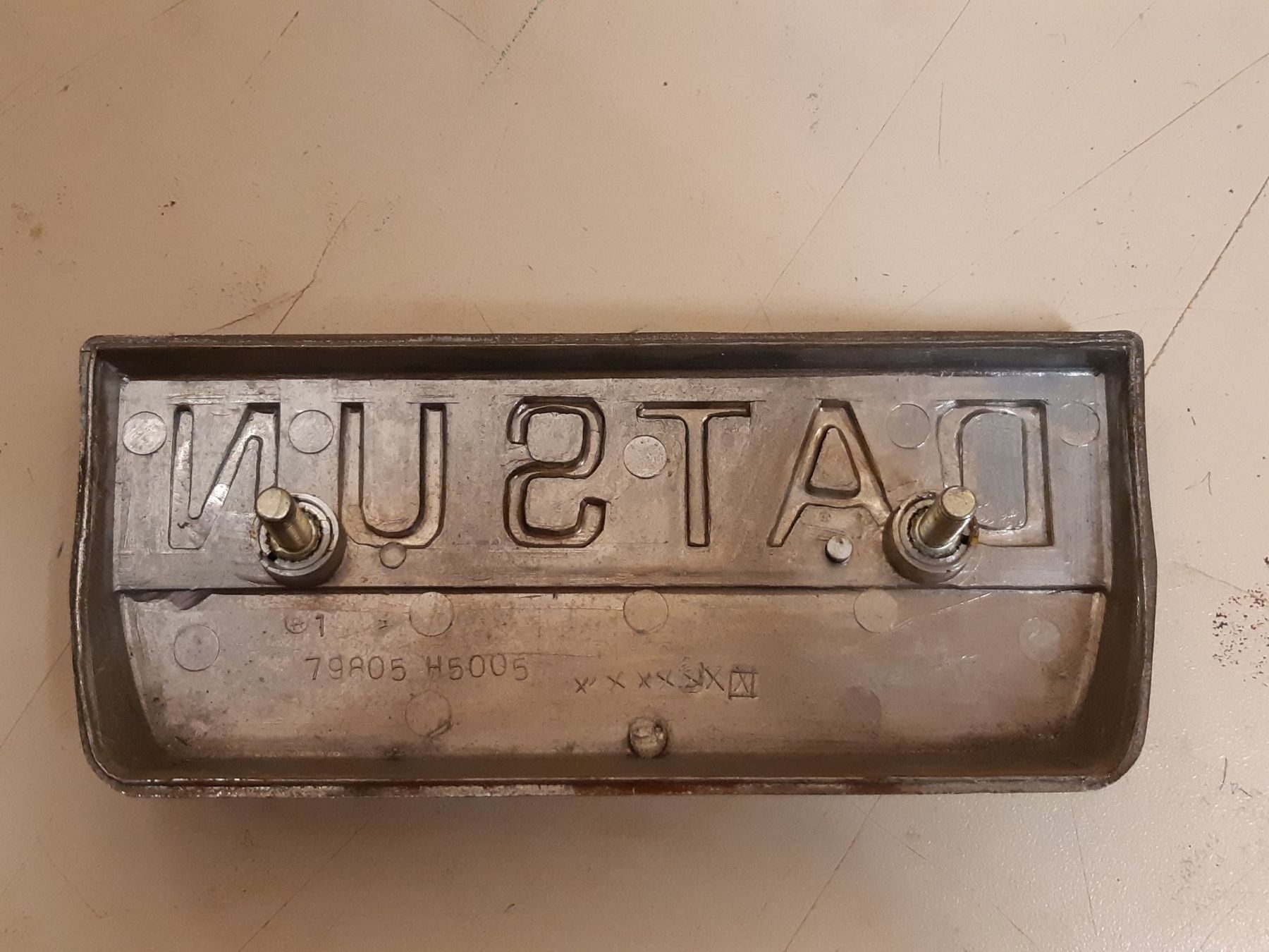 Badge arrière DATSUN 120Y (D'occasion) à Ependes VD pour CHF 45 ...