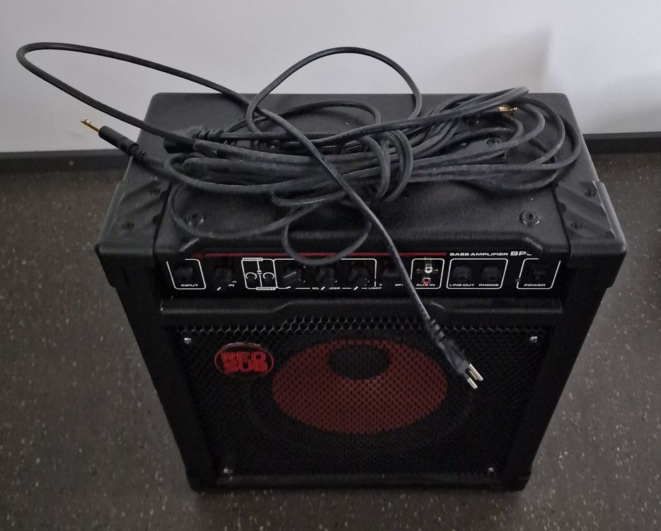 RedSub BP35plus Bassverstärker (Gebraucht) in Rafz für CHF 11 – nur Abholung auf Ricardo kaufen