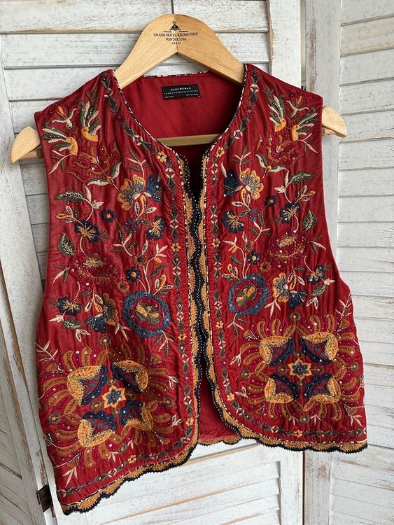 Boho Gilet / Weste ZARA Gr. L mit Stickerei und Pailletten (Gebraucht ...