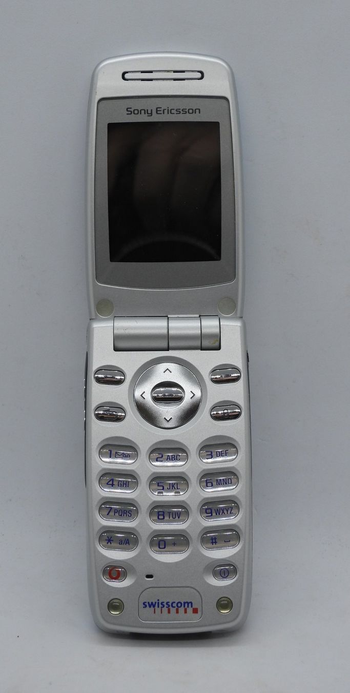 Ein Kulthandy von damals - Sony Ericsson Z600 von 2003 (Gebraucht) in ...