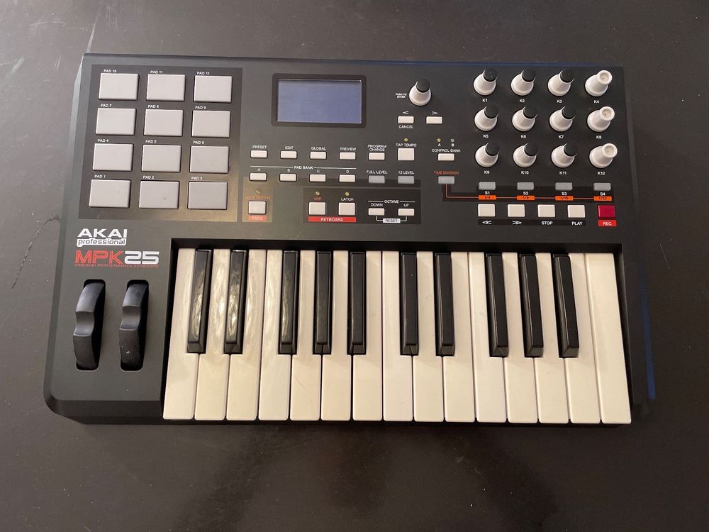 Akai MPK 25 | Kaufen auf Ricardo