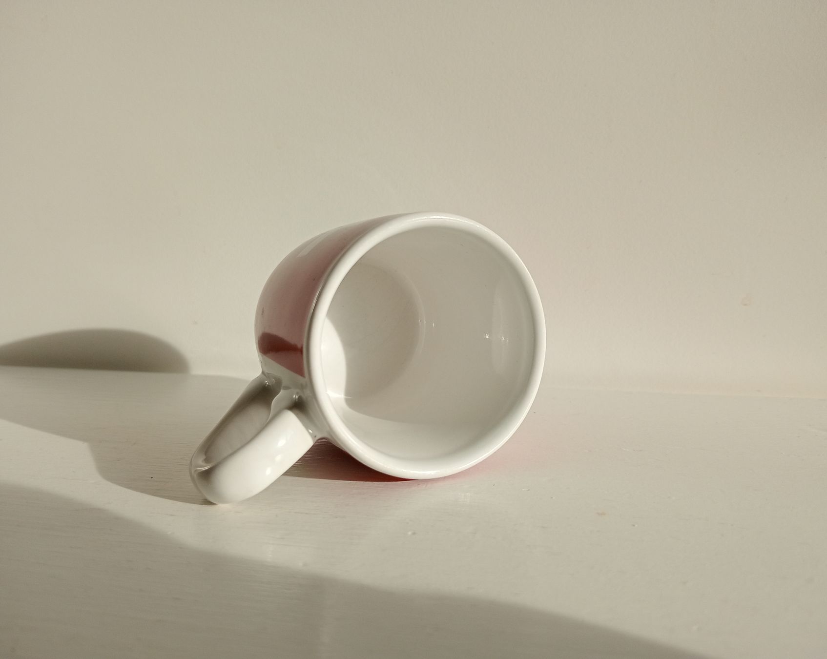 Schweizer Rote Espresso Tasse Cotfer Geneva mit Flagge (Gebraucht) in ...