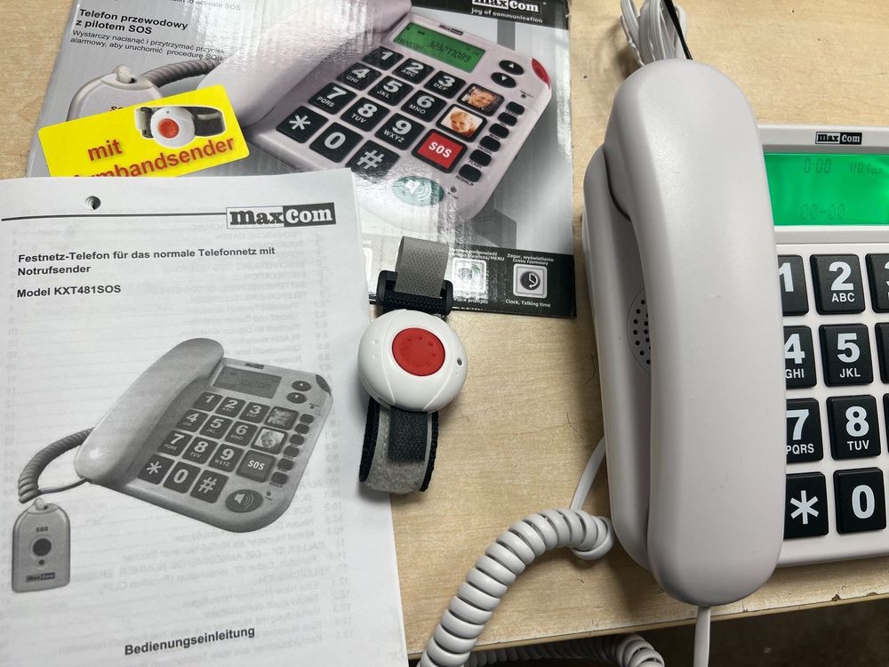 Maxcom Seniorentelefon mit Funk-Notruf-Sender | Kaufen auf Ricardo