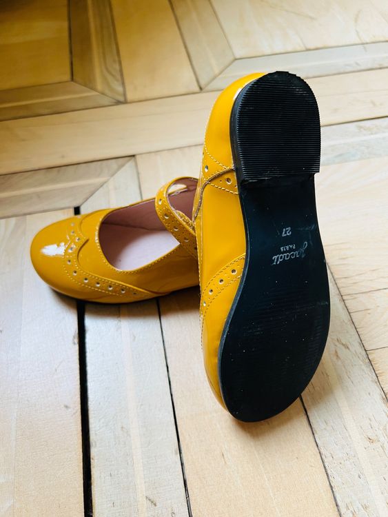 Süsse Designer Mädchen Schuhe Lack Gelb von Jacadi Gr. 27 (Neu (gemäss ...