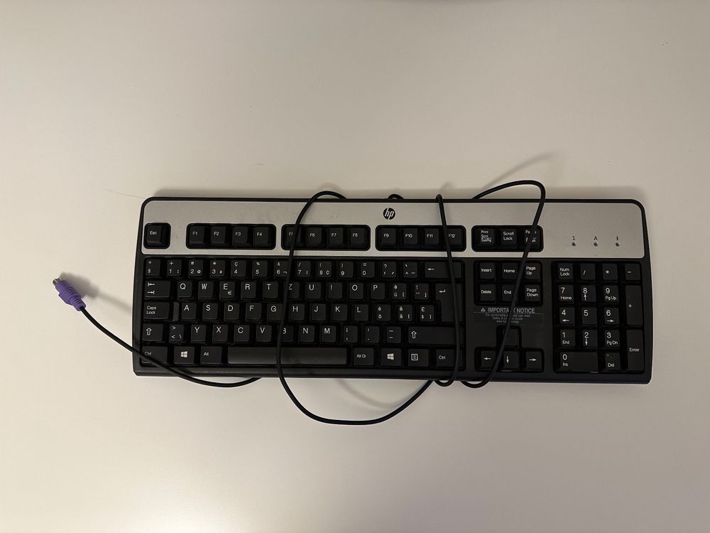 PS/2 Standard-Tastatur von HP | Kaufen auf Ricardo