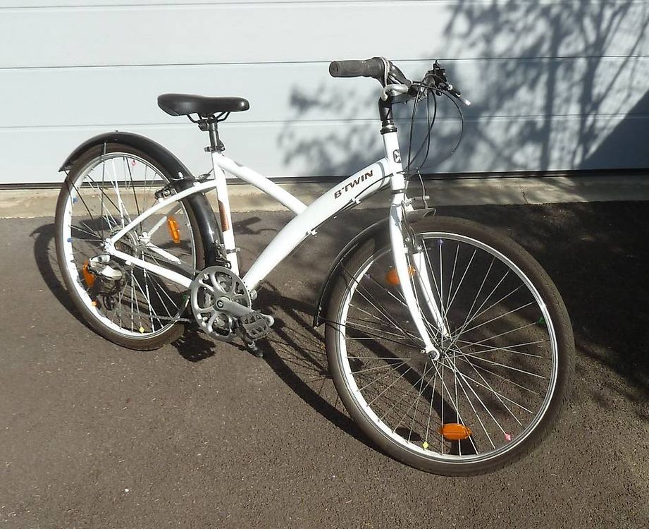 VTC Btwin 300 taille M (1,65m1,85m) Decathlon (D'occasion) à Le Mont ...