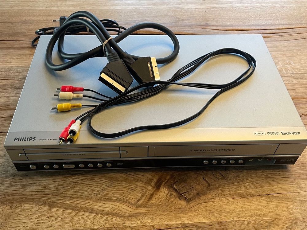 PHILIPS VHS & DVD Videorecorder (Gebraucht) in Bassersdorf für CHF 80 ...