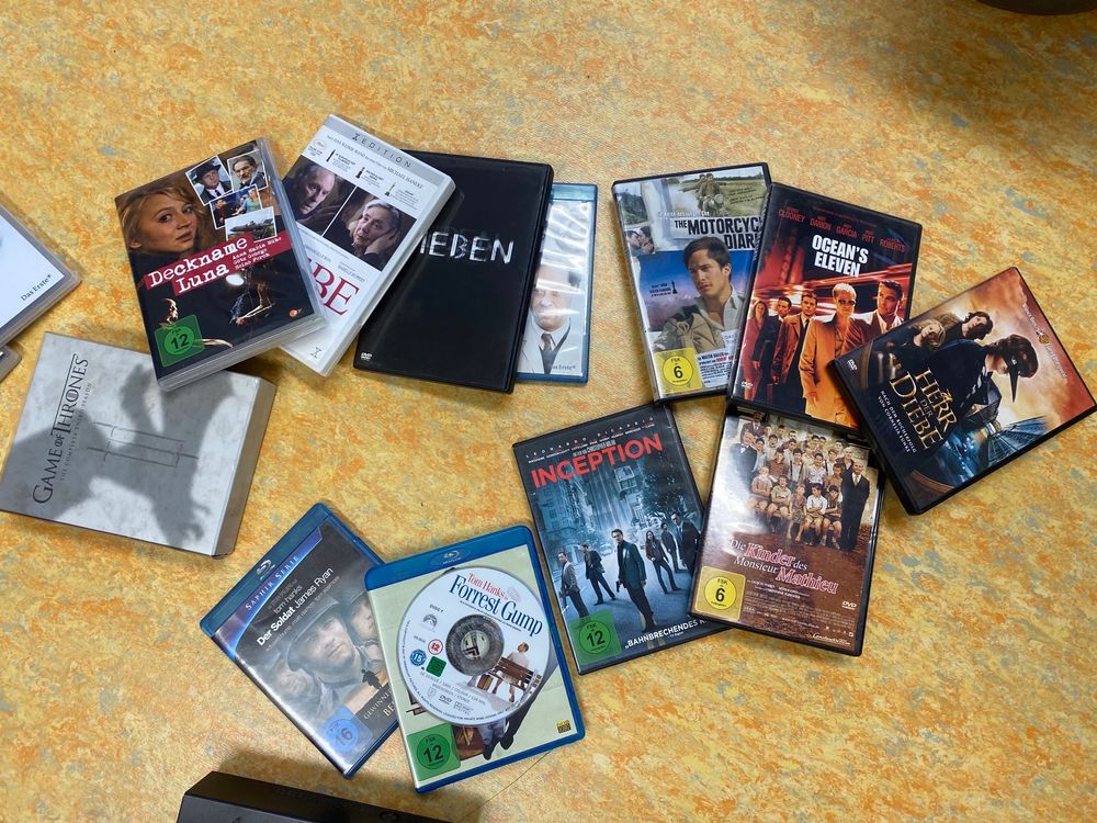 Sony Blue Ray Player incl. DVDs | Kaufen auf Ricardo