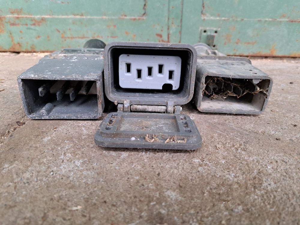 Strom Stecker (Gebraucht) in Oberhelfenschwil für CHF 1 – nur Abholung ...