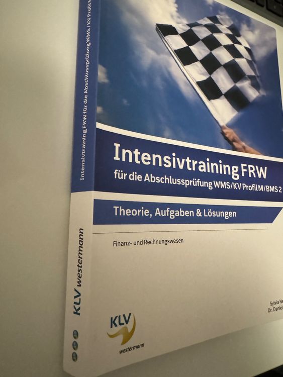 Intensivtraining FRW inkl Lösungen (KV / BMS 2) (Gebraucht) in Wetzikon ...