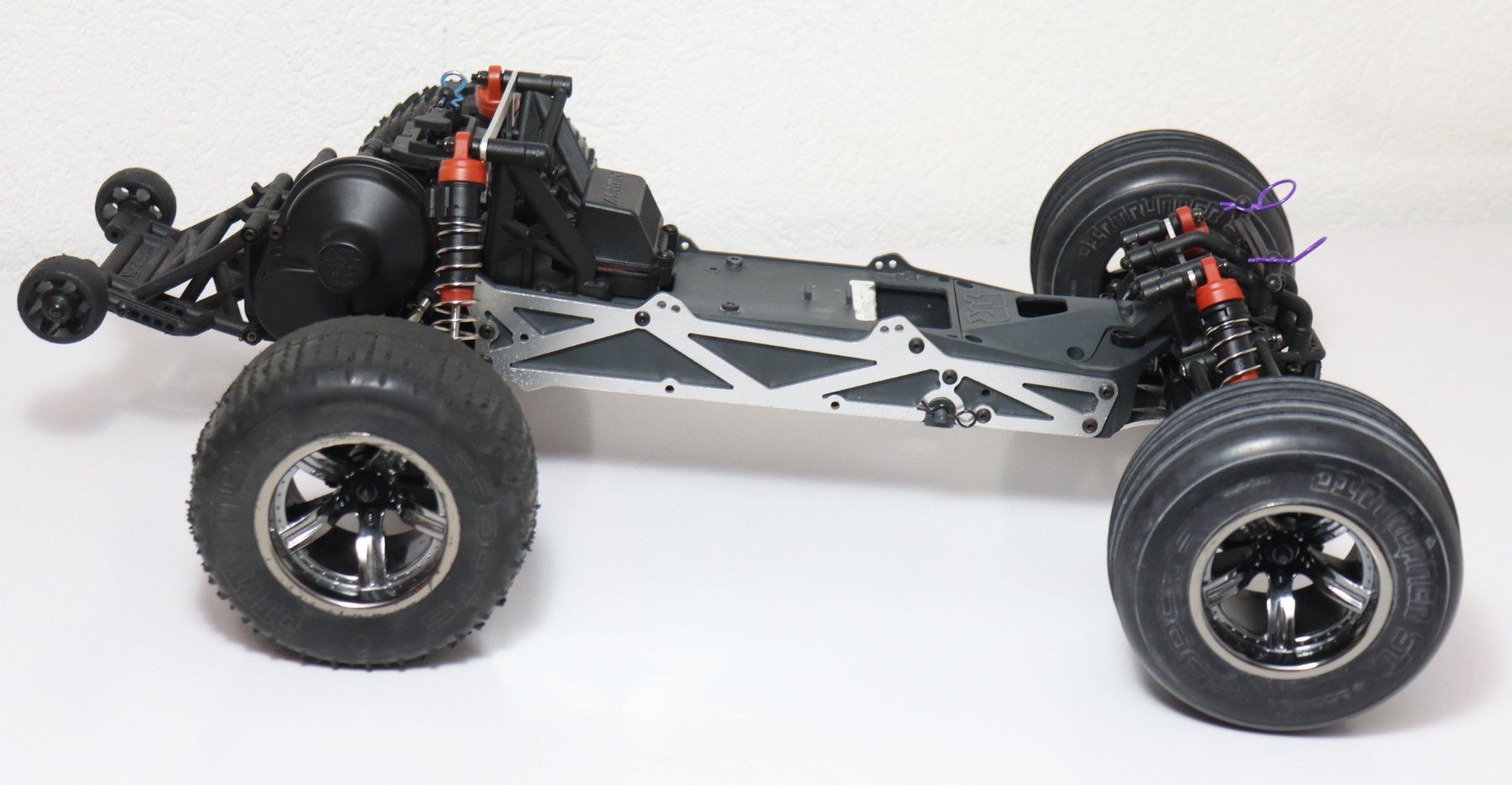 Arrma Vorteks BLX 2WD 1:10 (2013) rolling Chassis (Gebraucht) in Frick ...