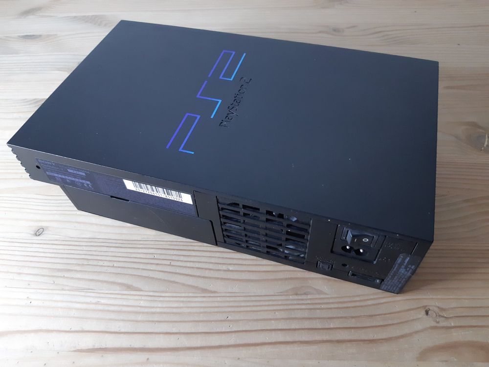 SONY Playstation 2 PS2 FAT Schwarz SCPH-50004 + Kabel + MC (Gebraucht ...